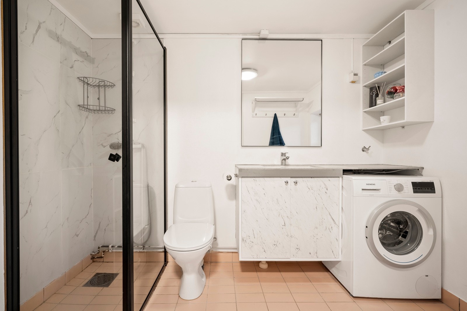 Stasjonsgata 20B, 1820 Spydeberg - Leilighet på 46m² fra 1989 | Visning.ai