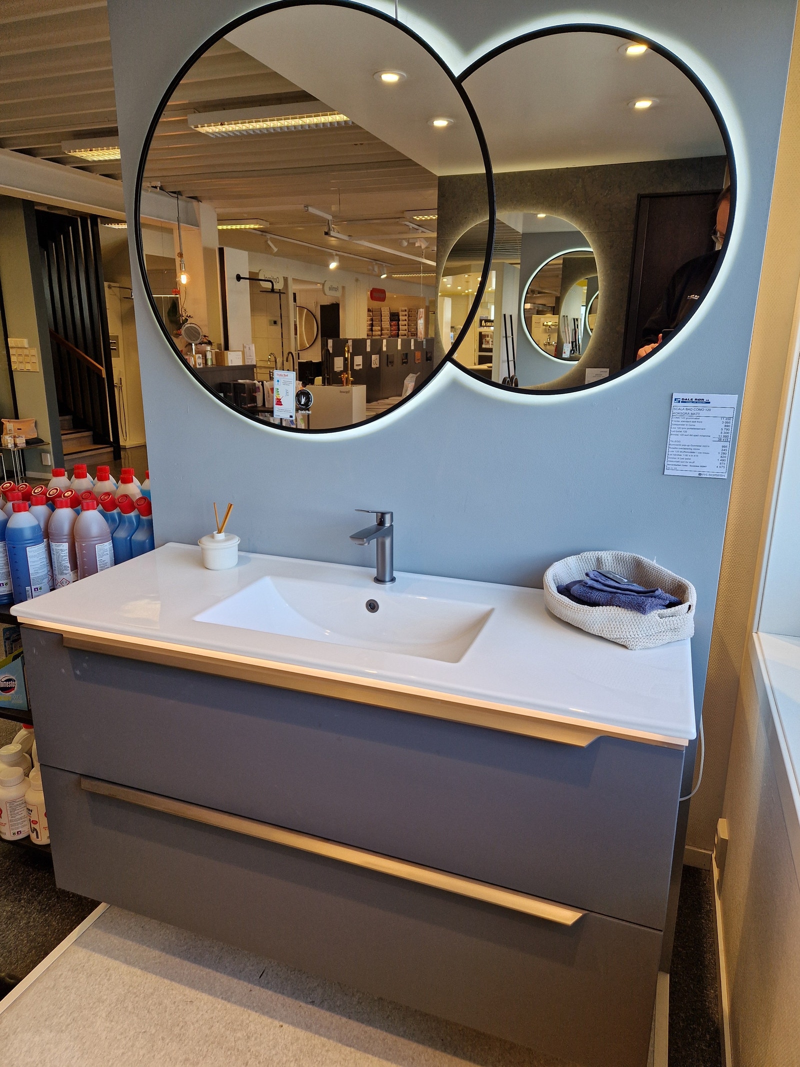 Scala Bad COMO 120 KOKSGRÅ MATT | FINN-torget