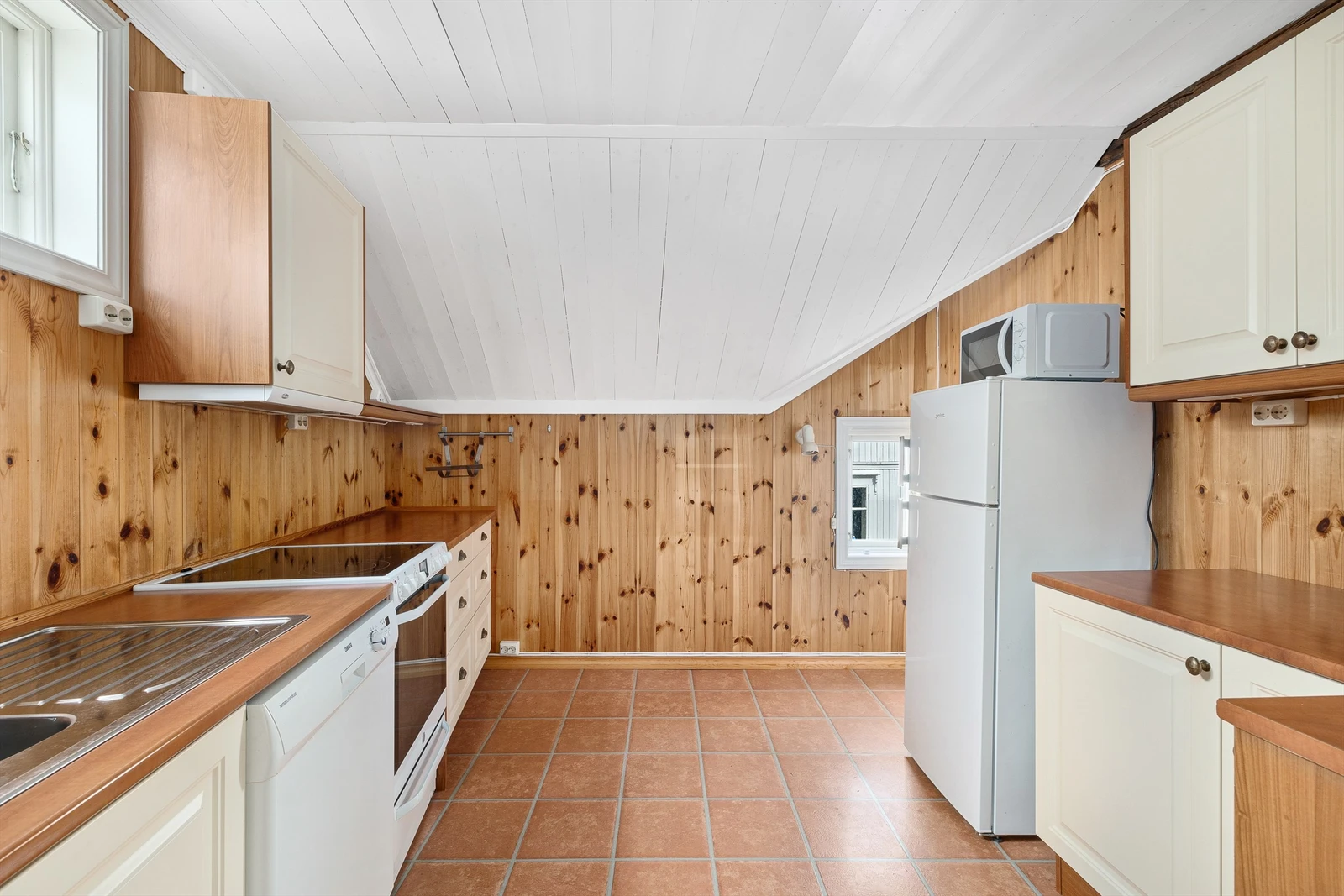 Enebolig med mange bruksområder i idylliske Brevik. | FINN eiendom