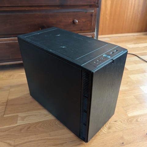 NZXT H210i (hvit) m/ NZXT CAM-kontroller, tempered glass, mesh panel ...