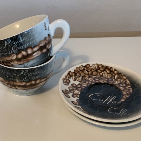 2 kopper med skåler | FINN-torget