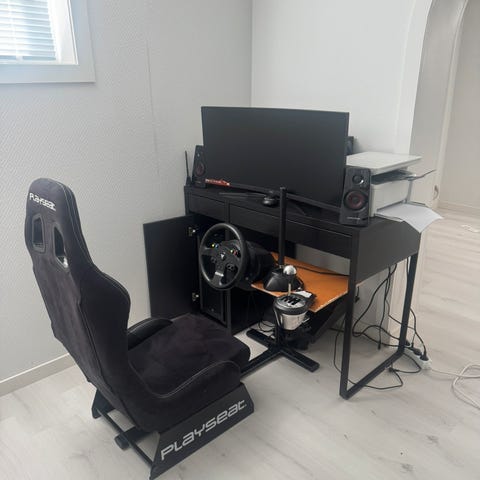 Next Level Racing HF8 Gaming Pad | FINN-torget