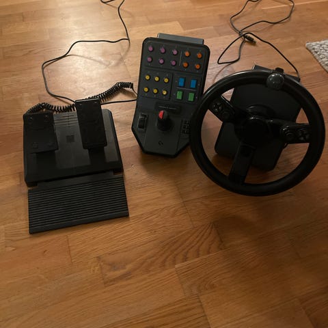 Farming Simulator Ratt og Pedaler Kontrollsystem | FINN-torget