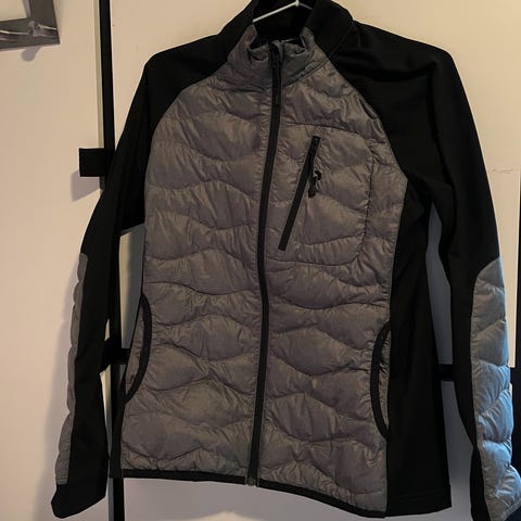 Peak performance Helium jakke dame | FINN-torget