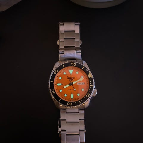 Seiko 5 herreklokke quartz med Pepsi-bezel og lenke | FINN-torget