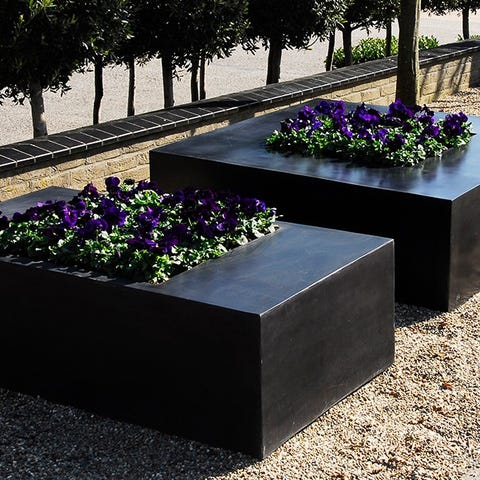 Salg/Lagertømming/Interiør/Plantekasser/Hagemøbler/Solsenger ...