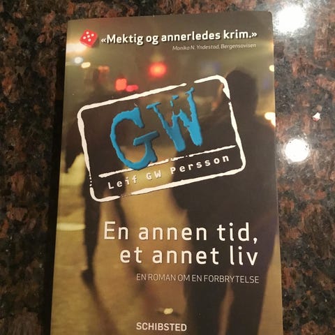 «Den døende detektiven» skrevet av Leif G.W. Persson. | FINN-torget