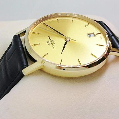 7.stk lommeur i Gull, sølv og stål bl.a. Zenith, Omega, Revue, Elgin ...