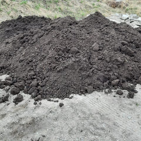 Soldet matjord for plen | FINN-torget