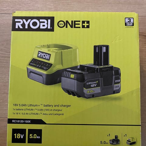 Ryobi One+ pakke lader & batteri - NY | FINN-torget