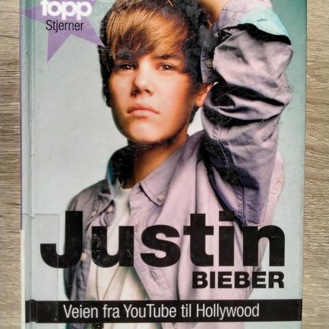 Tre Justin Bieber bøker selges | FINN-torget