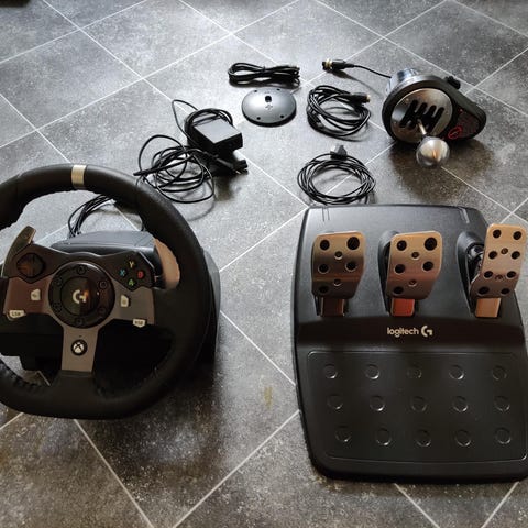 Thrustmaster T80 Ferrari 488 GTB – PS4/PC ratt og pedaler | FINN-torget