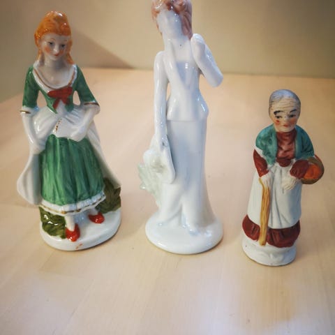 Eldre porselens figurer | FINN-torget