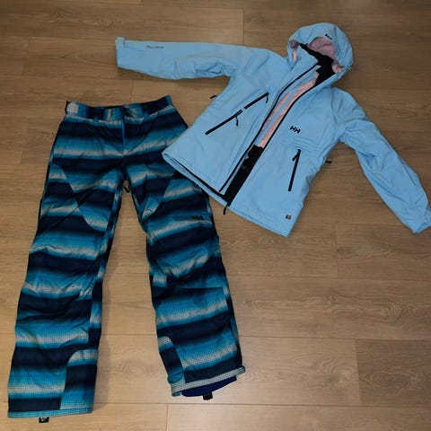 Slade Couture Hettegenser Svart 152 Unisex | FINN-torget