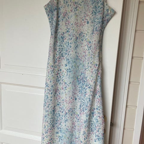 Nydelig kjole fra Zara | FINN-torget