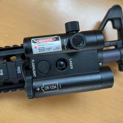 Surefire XC2-A (lys & laser) | FINN-torget