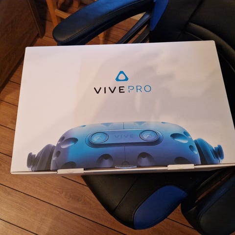 Varjo Aero med base station og VR kontrollere, selges som pakke | FINN ...