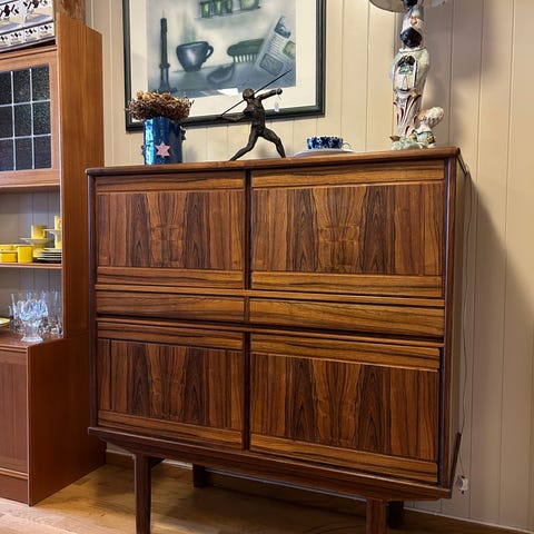 Framskap fra Sjåk møbler | FINN-torget