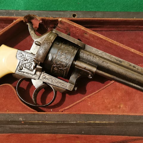 Nydelig og sjelden Colt 1877 Lightning med London løpsadresse | FINN-torget