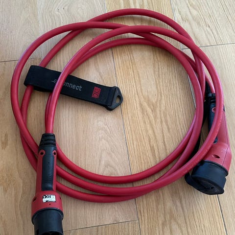 Zaptec Go ladestasjon ( Hvit ) | FINN torget