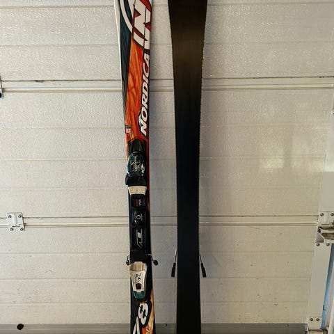 TWINTIP OG RANDONEE SKI 131-184CM INNKL STAVER | FINN-torget