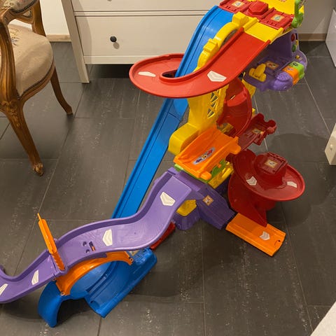 Vtech toot toot drivers racepark | FINN-torget