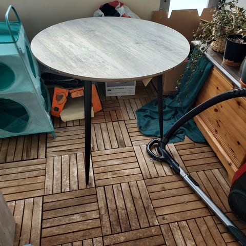 Rundt lite bord | FINN-torget