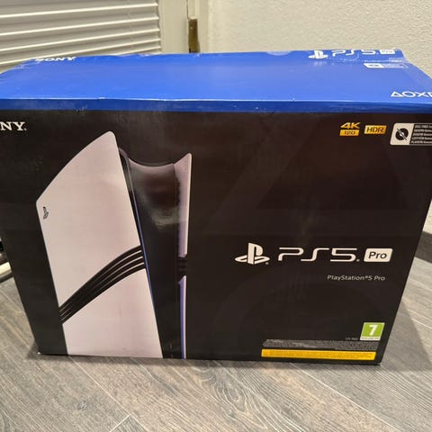 PS5 tilbehør, kontroll og deksel | FINN-torget