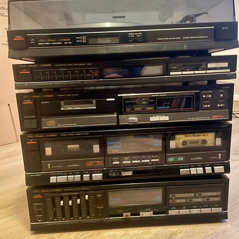 Dali 909 | FINN-torget