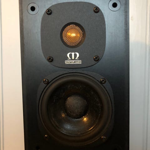 Litt eldre Gale Gold Monitor Mk1 | FINN-torget