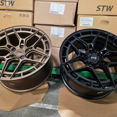 Tesla Model Y 19” Gemini vinterhjul | FINN-torget