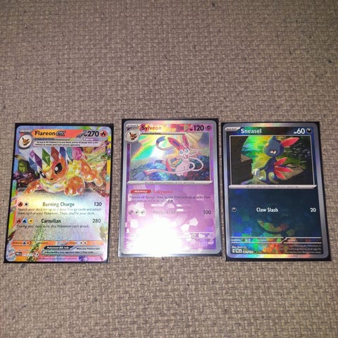 Prismatic evolutions pokeball & masterball | FINN-torget