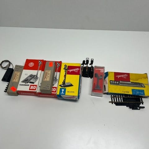 CAT J460 adapter og tenner | FINN-torget