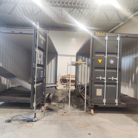 2022 HMS container / HMS Kiosk med utstyr og klappsete | FINN-torget