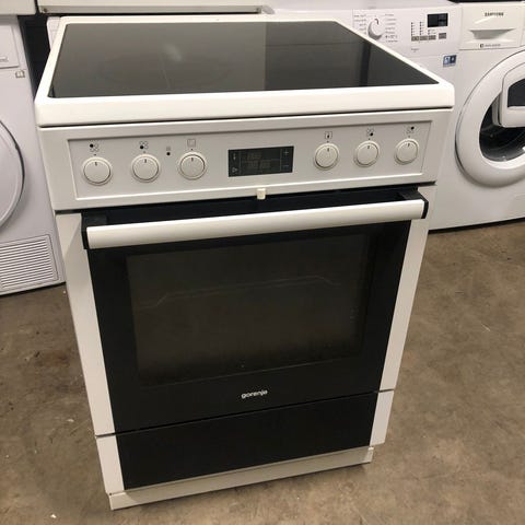 GORENJE KOMFYR KERAMISK SORT - GARANTI - KAN LEVERES | FINN-torget
