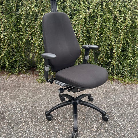 RH Logic 220 kontorstol | FINN-torget