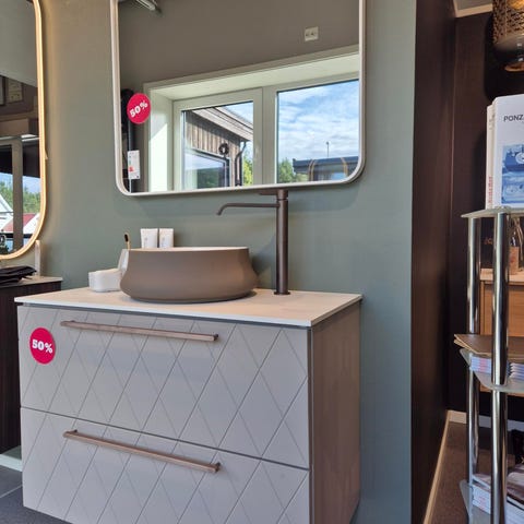 Scala Bad COMO 120 KOKSGRÅ MATT | FINN-torget