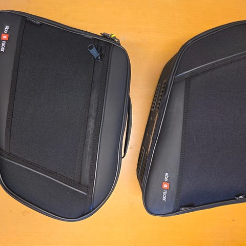 2024 APRILIA RS660 Tuono 660 Rear Handle Luggage . | FINN-torget