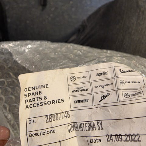 2024 APRILIA RS660 Tuono 660 Rear Handle Luggage . | FINN-torget