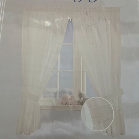 Gardiner, barnerommet | FINN-torget