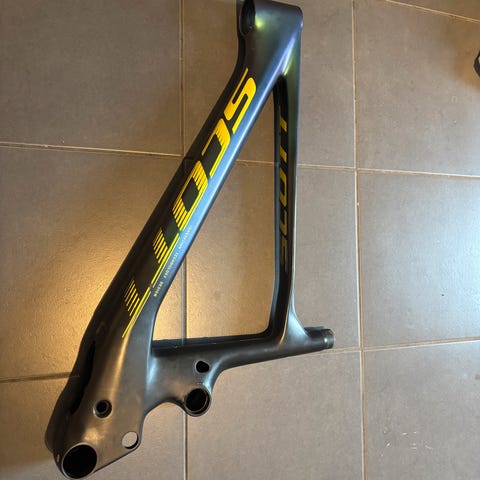 MoMAs s4/s5/s500/s600 ramme | FINN-torget