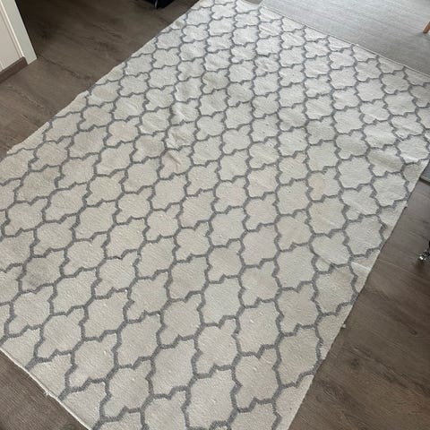 Rondane kelim-teppe 160 x 230 cm selges grunnet salg av hytte | FINN-torget