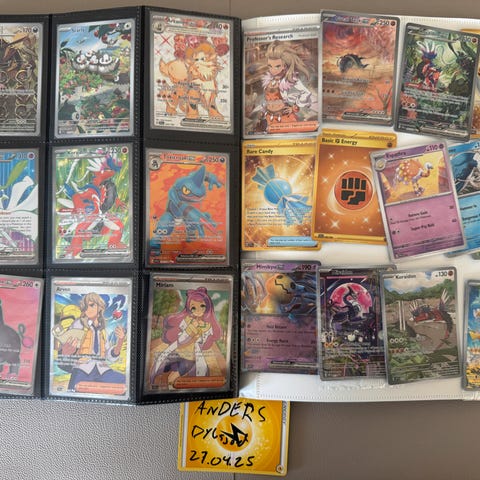 Miraidon og Koraidon ex SIR fra scarlet and violet base | FINN-torget