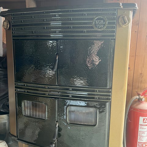 Trolla 740 kombinert oljefyr/vedovn gis bort mot henting. | FINN-torget