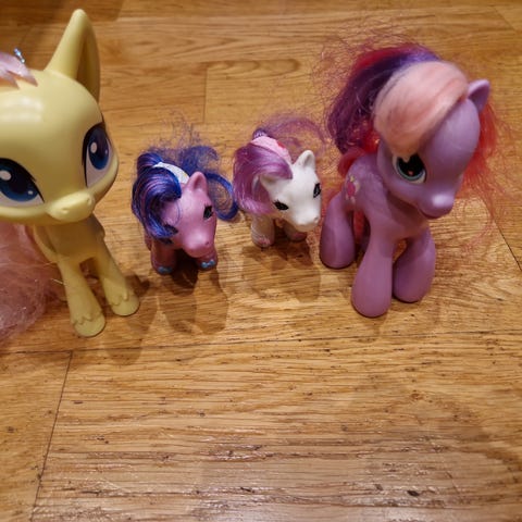 My Little Pony barn leker assortert dukker og klær | FINN-torget