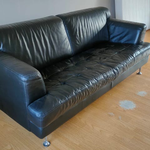 Hjørnesofa i sort skinn | FINN-torget