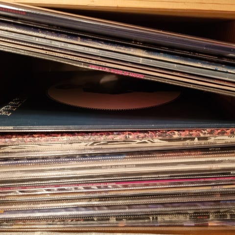 LP plater selges samlet | FINN-torget