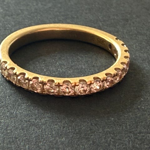 Giftering og forlovelsesring fra Thune - dame gult gull med diamanter ...