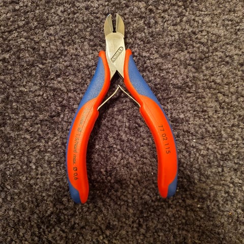 2 Knipex Sideavbiter 1000V-160mm/180mm | FINN-torget