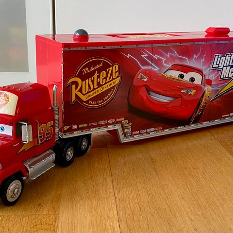 Disney Pixar Cars Looping bane med 1 bil. | FINN-torget